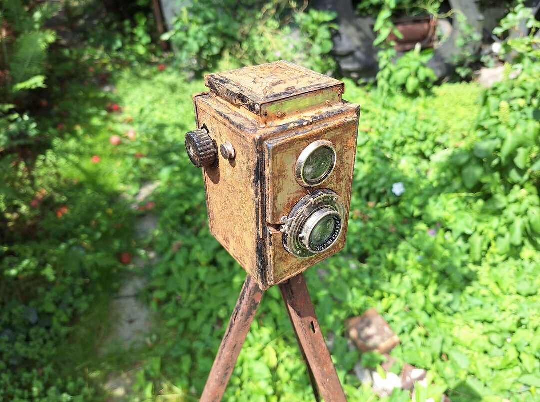 Antique Rusty Camera and Folding Tripod Rusty Iron Decor - Etsy