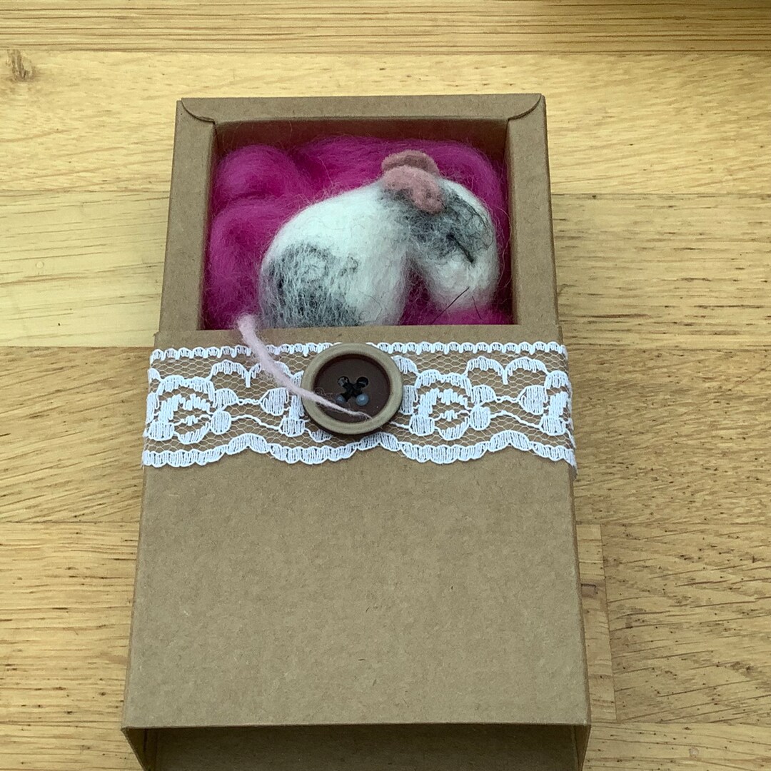 Needle Felted Sleepy Mouse Primrose - Etsy