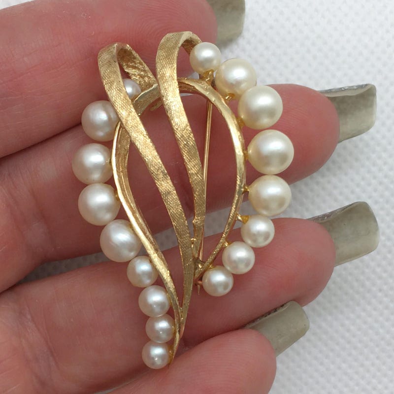 Gold Pearl Brooch - Etsy