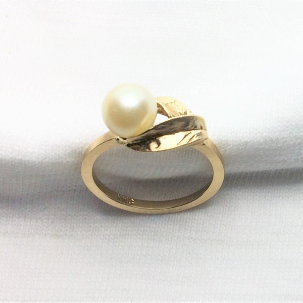 14k Pearl Ring - Etsy