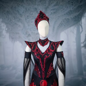 Moon Phases Lace Red Gown Gothic Medieval Princess Black Dress Wedding ...