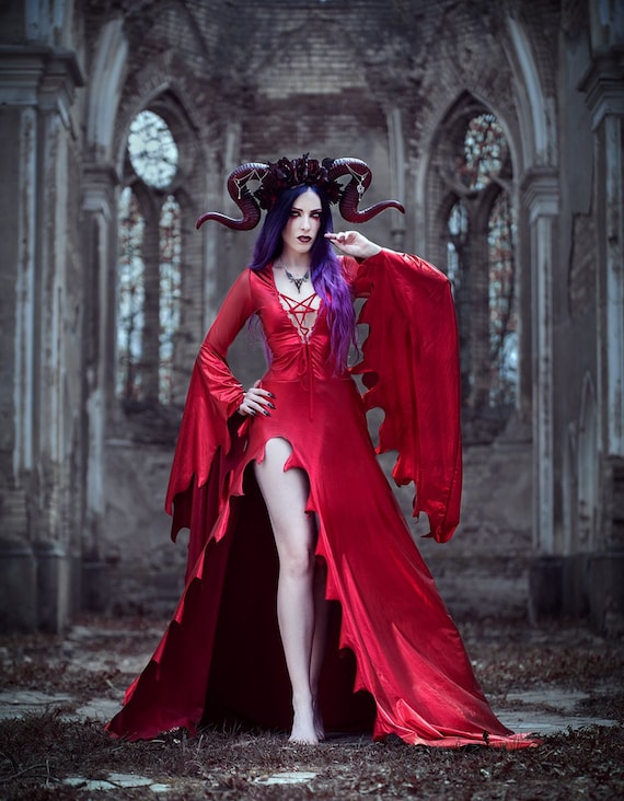 Satanic wedding dresses 60 photos - Astyledwedding.com
