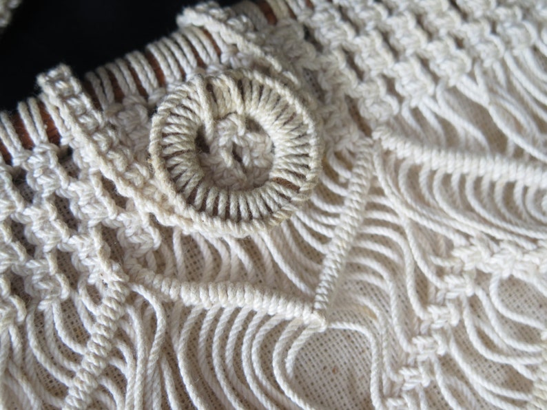Vintage 60's Macramé Wood Handle and Macramé Purse - Etsy