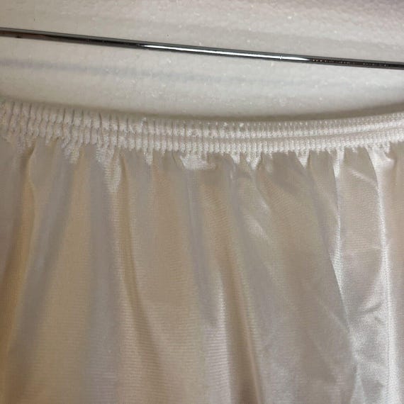 Vanity Fair Vintage White Satin 1/2 Slip Style 11-60 … - Gem
