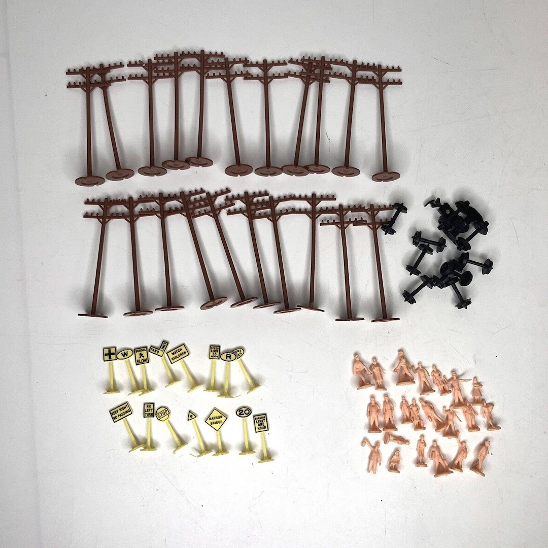 Bachmann HO Railroad Accessories Light Post, People & Street Signs - Etsy