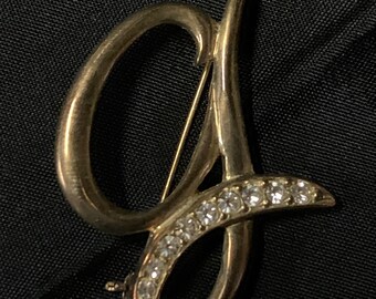 Initial Brooch - Etsy