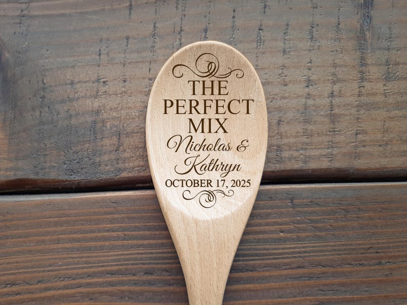 The Perfect Mix Spoon Mr and Mrs Wedding Spoon Custom Engraved Name ...