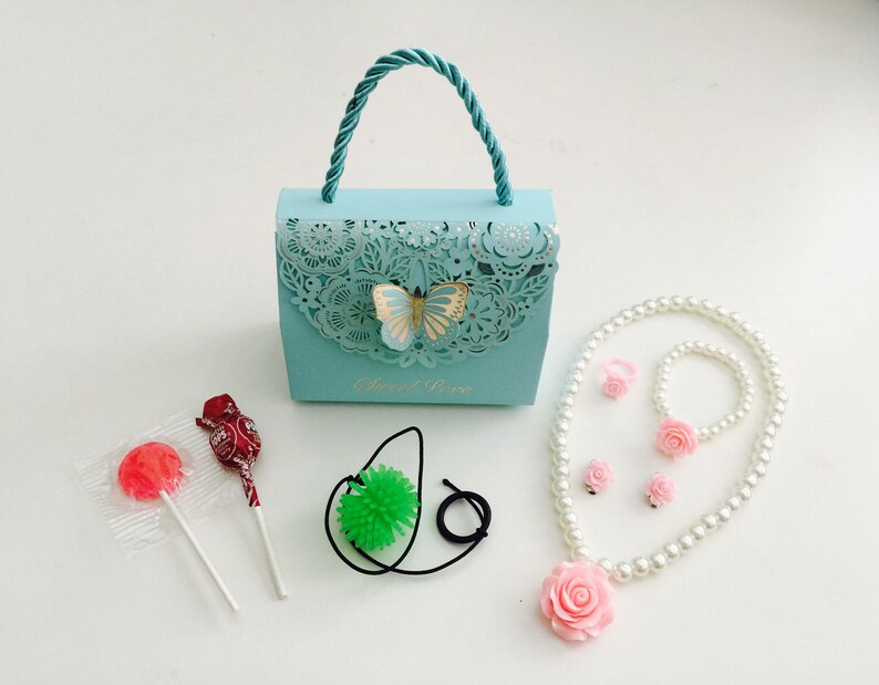 12x Pack Girl's Goody Bags Pre Made & Filled With Toys, Boys Girls ...