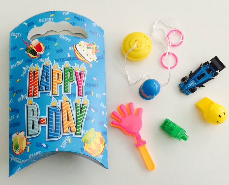 12x Pack Goody Bags Pre Made & Filled With Toys, Light up Toys Candy ...