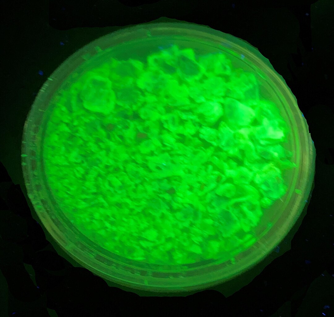 MUSEUM Blowout!--super Fluorescent Autunite Flakes From Mt. Spokane ...