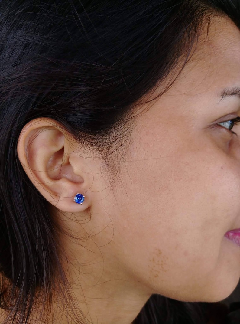 Blue Sapphire Stud Earrings | Blue Sapphire Earrings White Gold |4 Mm ...