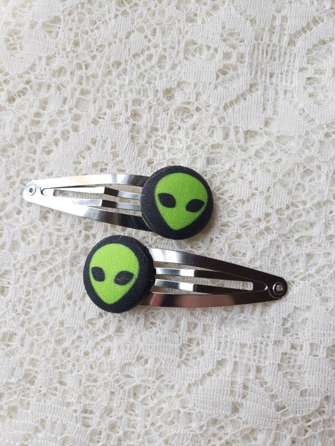Alien Fabric Button Metal Hair Clips/alien Hair Accessories/alien ...
