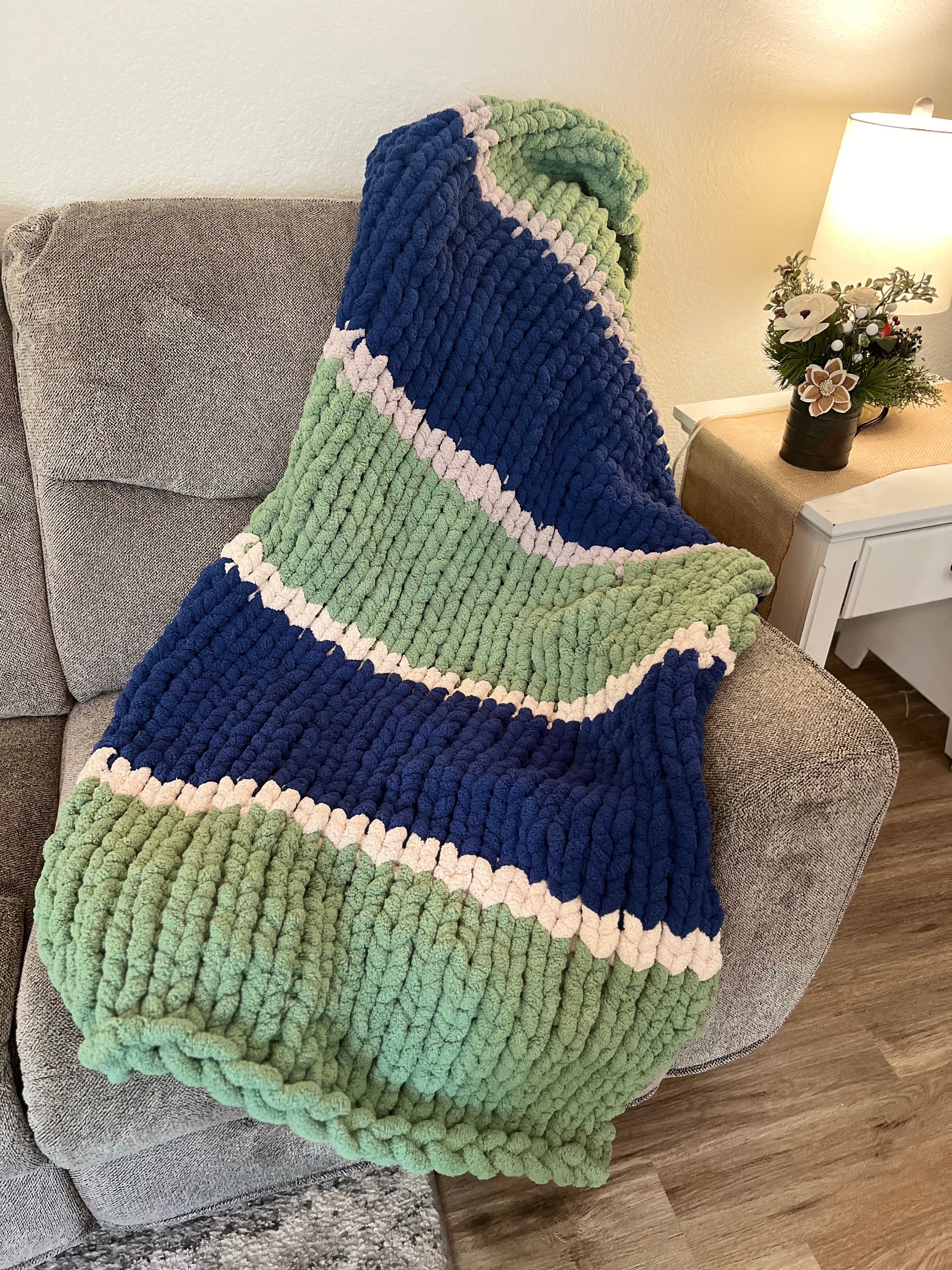 Chunky Hand Knit Blanket - Etsy
