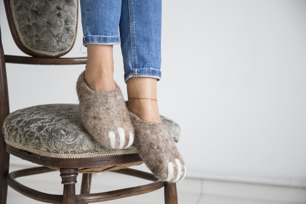 Felted Wool Slippers With Claw Design / Wool Slippers for Women ...