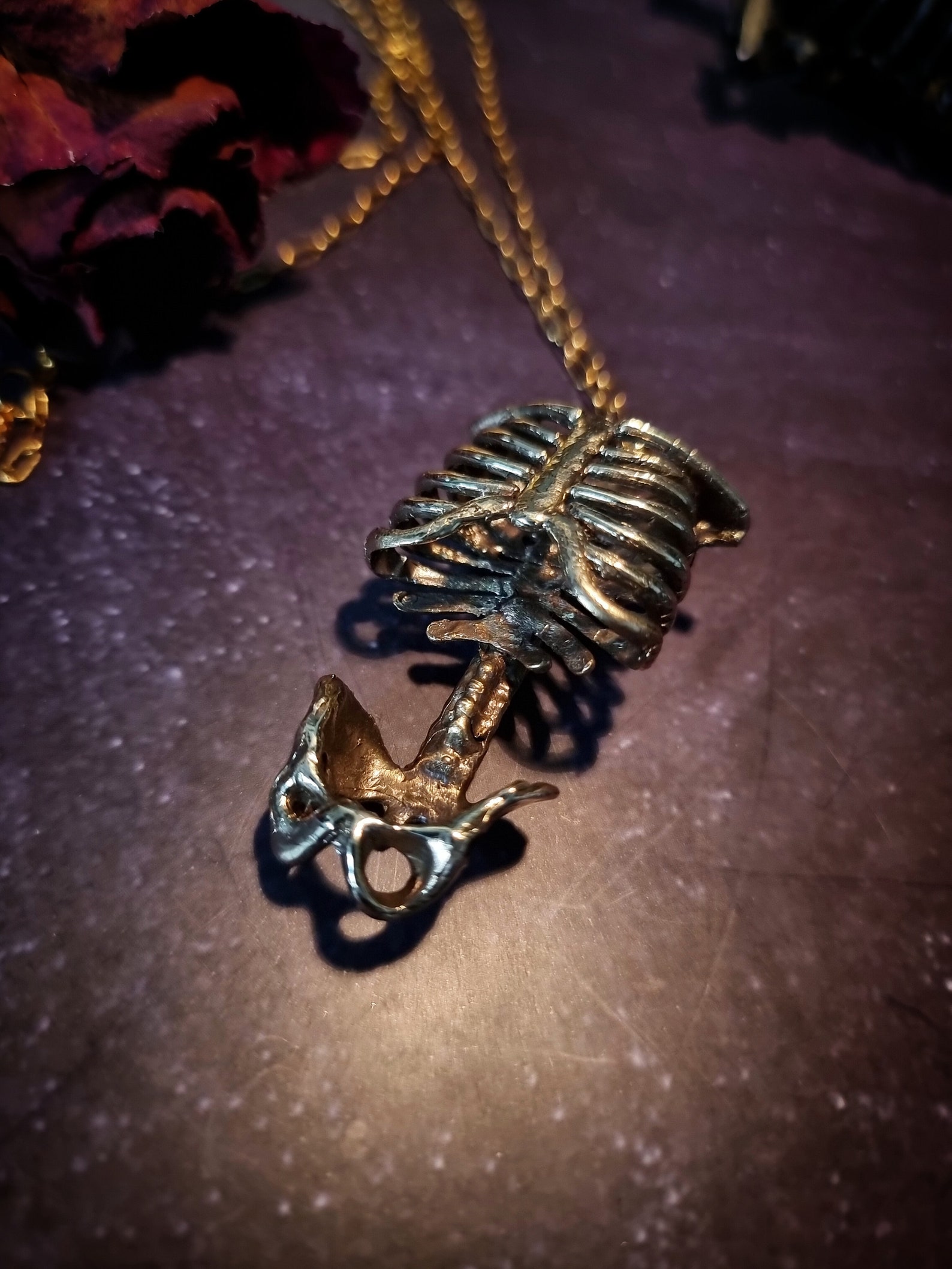 SKELETON NECKLACE - Anatomy Steampunk Jewelry Spooky Halloween Gift ...