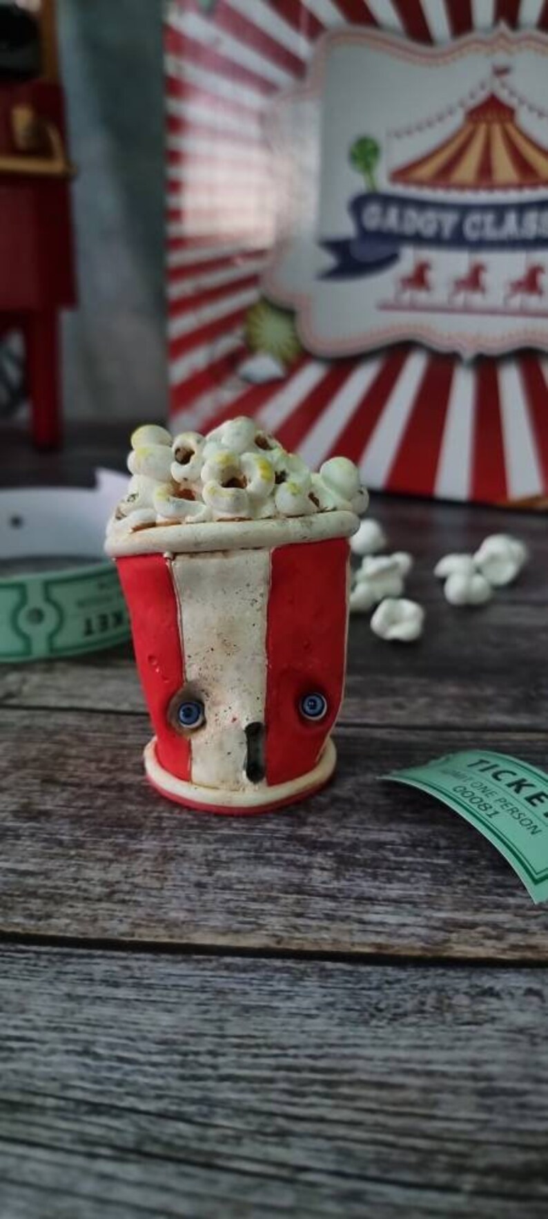 SPOOKY POPCORN ORNAMENT - Circus Collective Toy - Hot Pink Home Decor ...