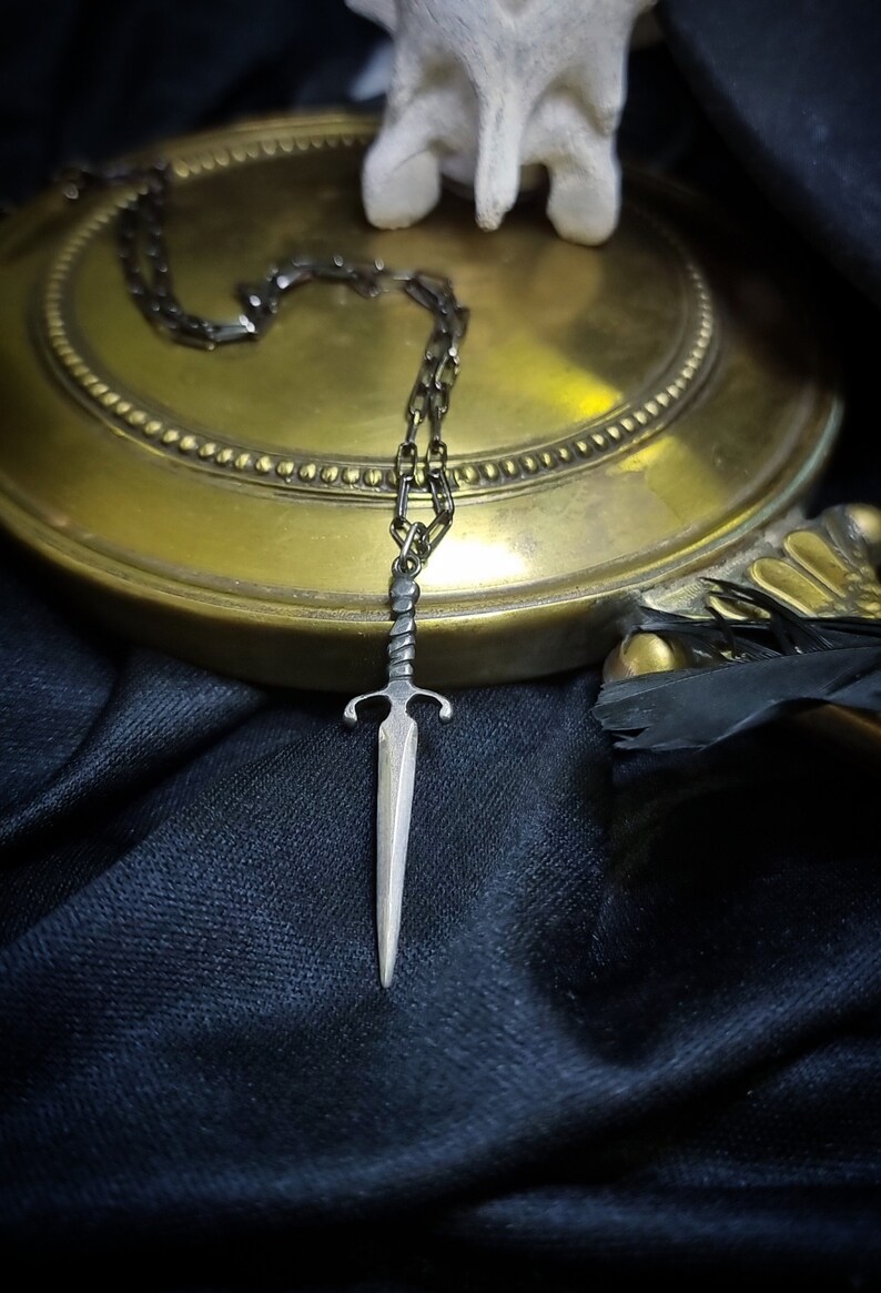DAGGER GOTHIC NECKLACE- Vampire Victorian Jewelry Silver Gold Spooky ...