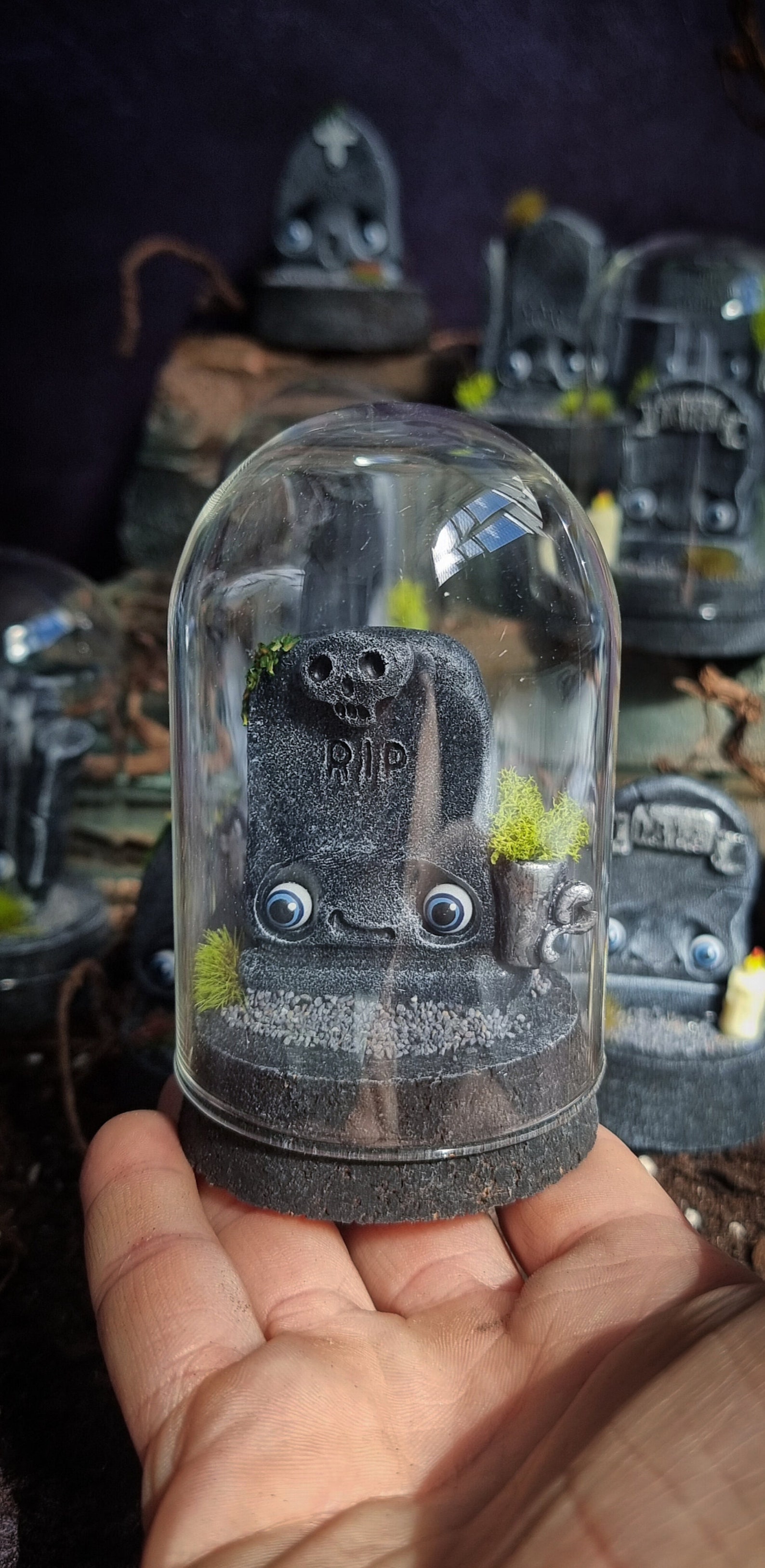 TUMBSTONE DOME - Home Decor Spooky - Tomb Gothic Ornament Darknes ...