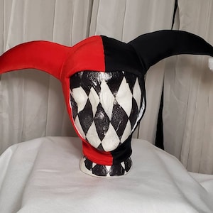 Jester Cowl - Etsy