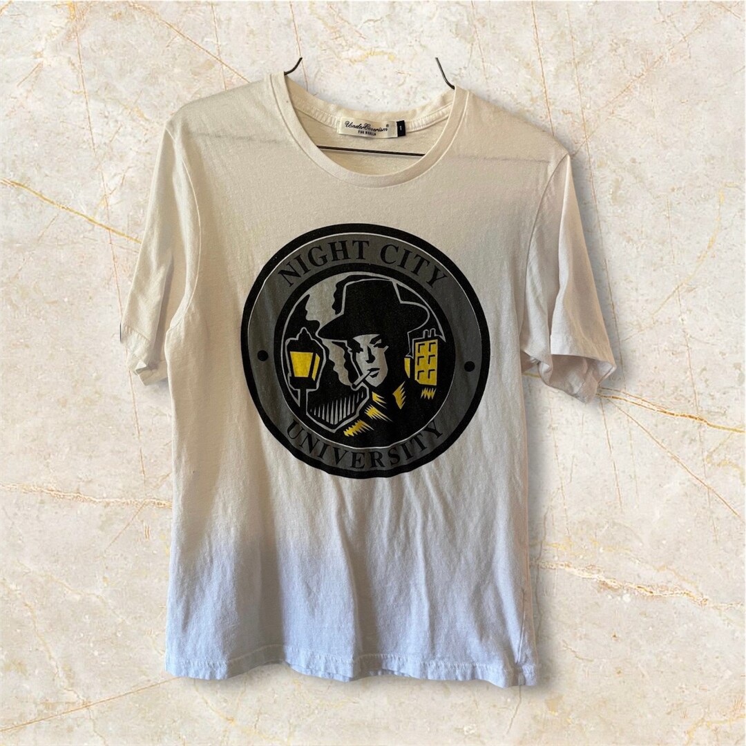 Vintage Night City University Tshirt Boack Yellow White College Fun ...