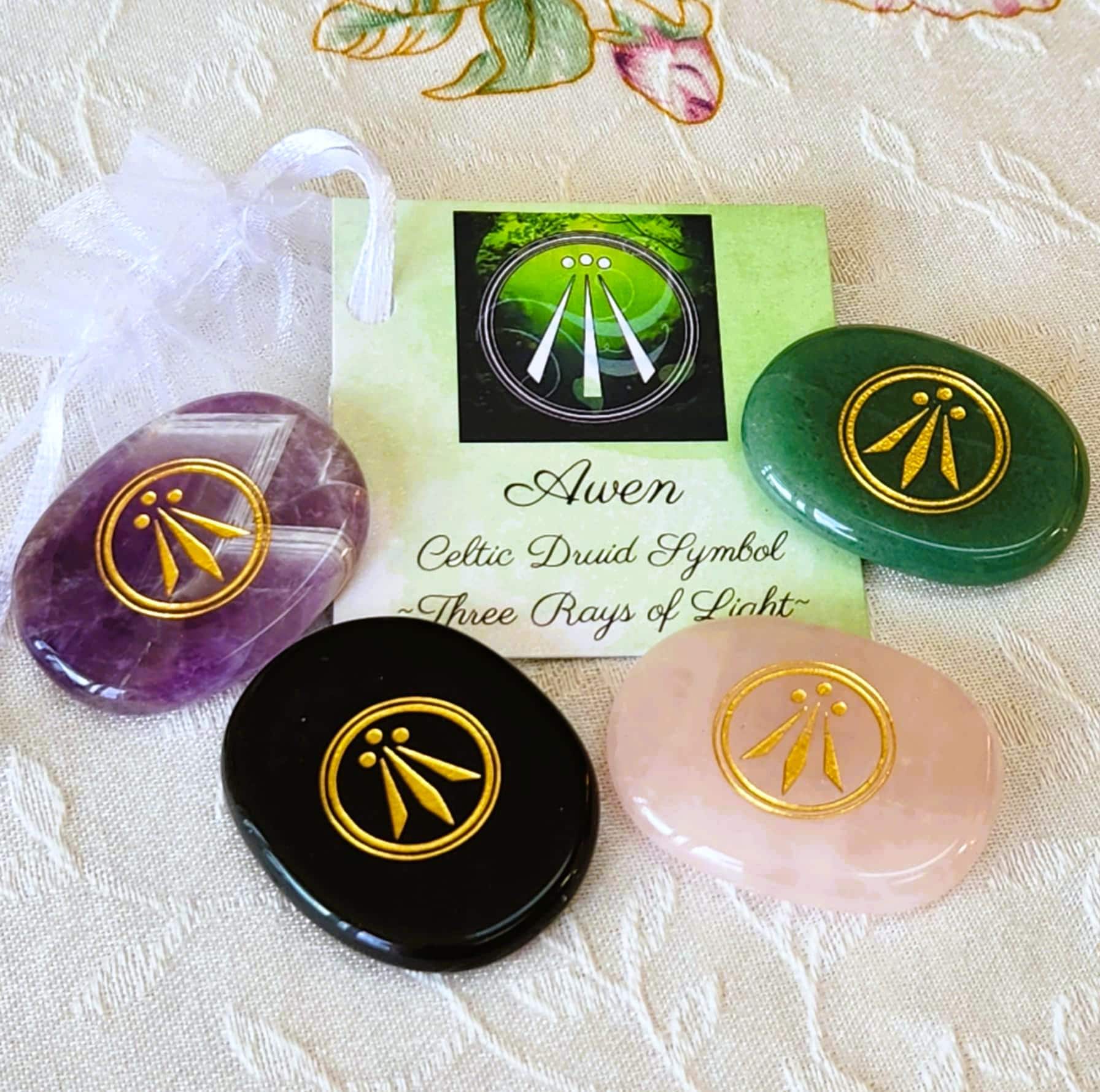 Awen Druid Talisman Stone – 3 Rays of Inspiration | Amethyst ...