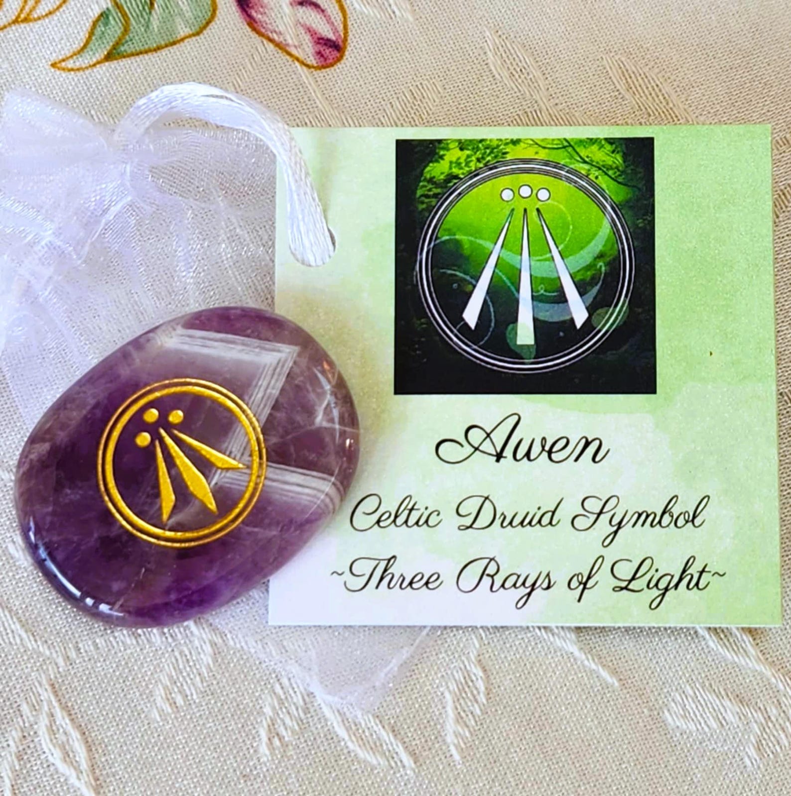Awen Druid Talisman Stone – 3 Rays of Inspiration | Amethyst ...