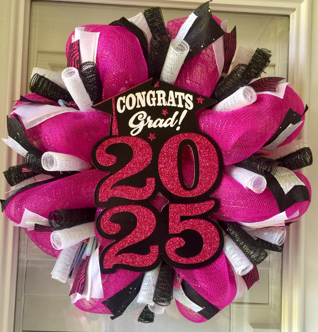 CONGRATS GRAD 2025 Graduation Wreath in PINK, Class of 2025, Bright ...