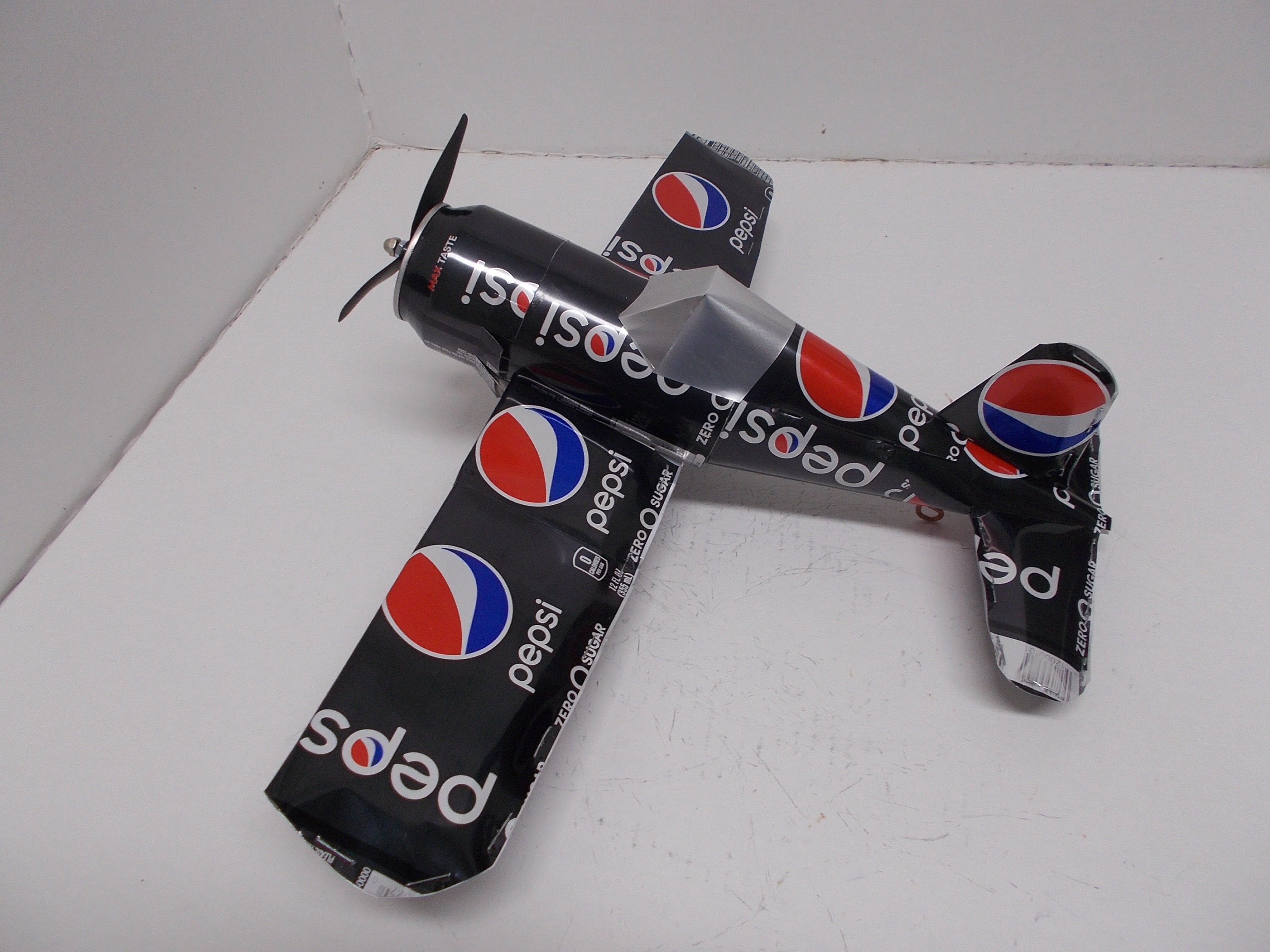 Soda Can Aluminum Handcrafted Airplane PEPSI MAX O Corsair - Etsy.de