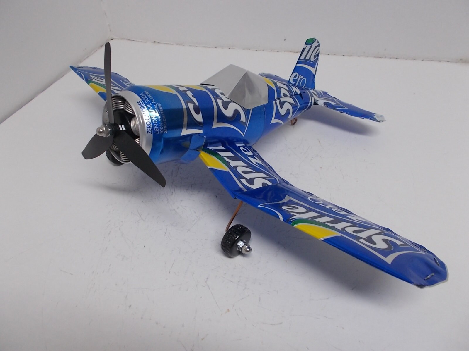 Soda Can Aluminum Handcrafted Airplane SPRITE ZERO Corsair - Etsy.de