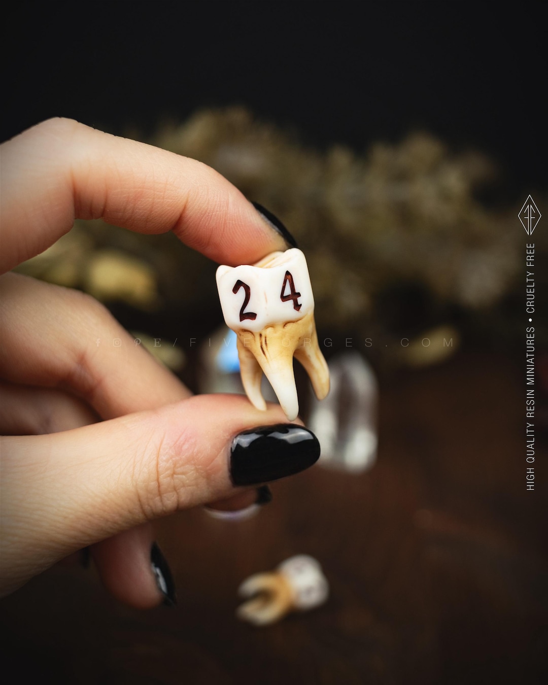 Realistic Molar Tooth D6 Dice, Resin Necromancer Dice for RPG, Horror ...