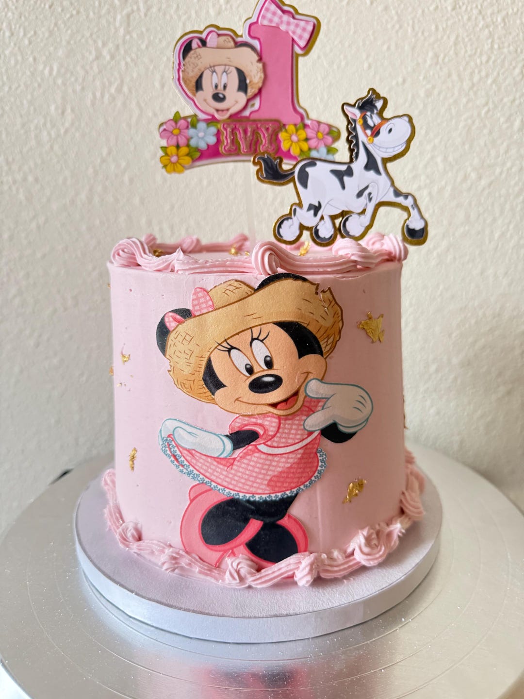 Custom Minnie Edible Image Toppers | Round and Heart Shapes | Cupcakes ...