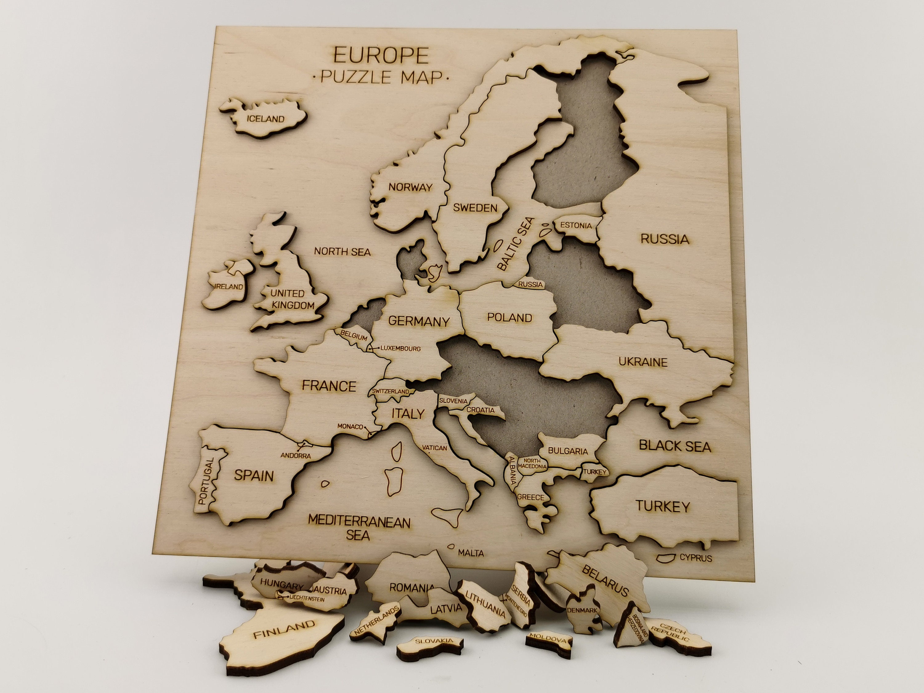 Europe map wooden puzzle Map of Europe 3D puzzle Wooden | Etsy