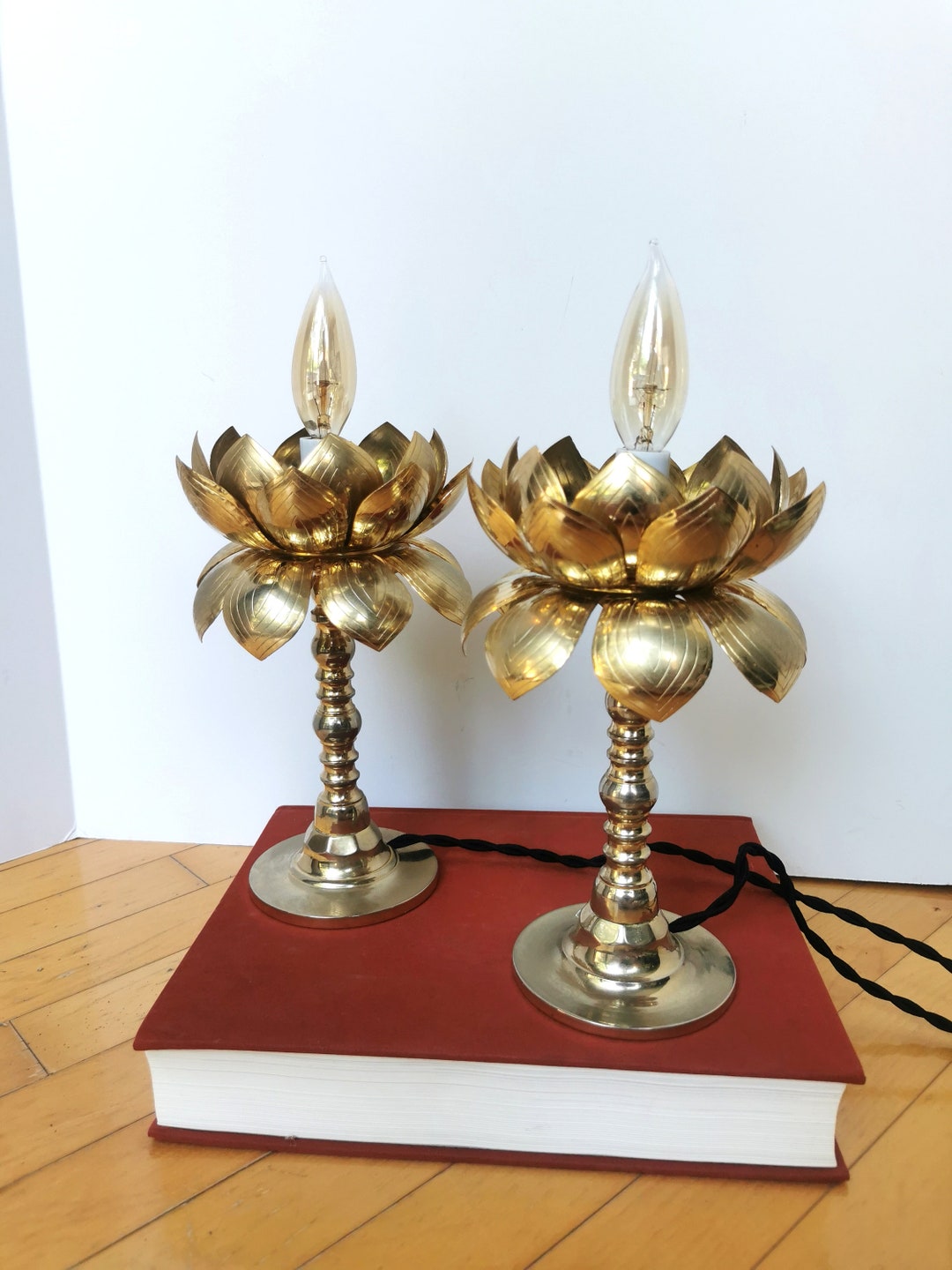 Rare Vintage Pair Brass Lotus Flower Lamps Feldman Lighting Mid Century ...