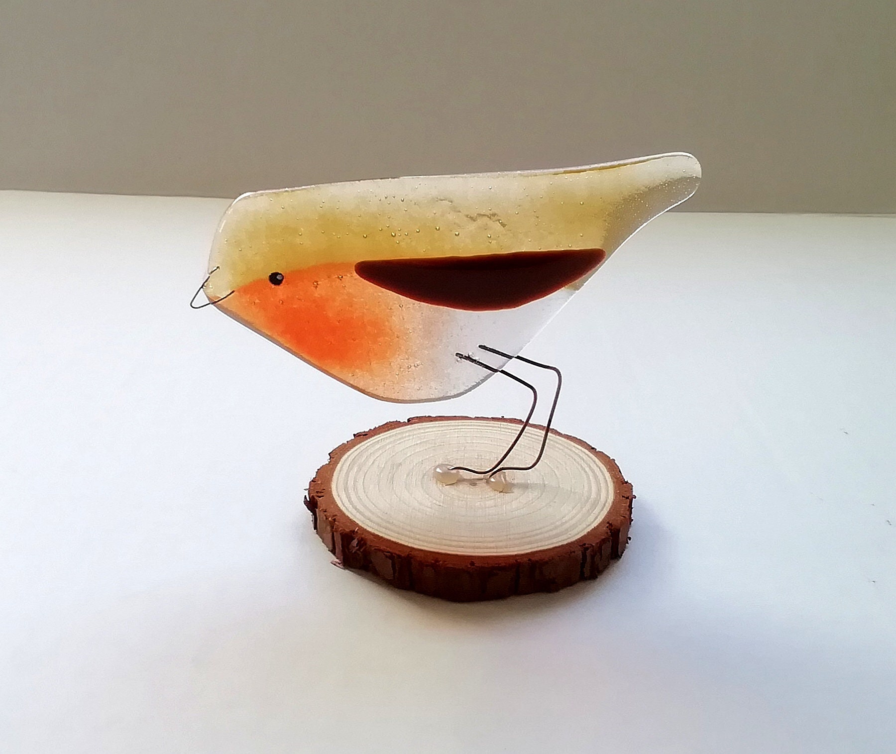 Robin on a Log Fused Glass Standing Robin Beautiful Glass - Etsy UK