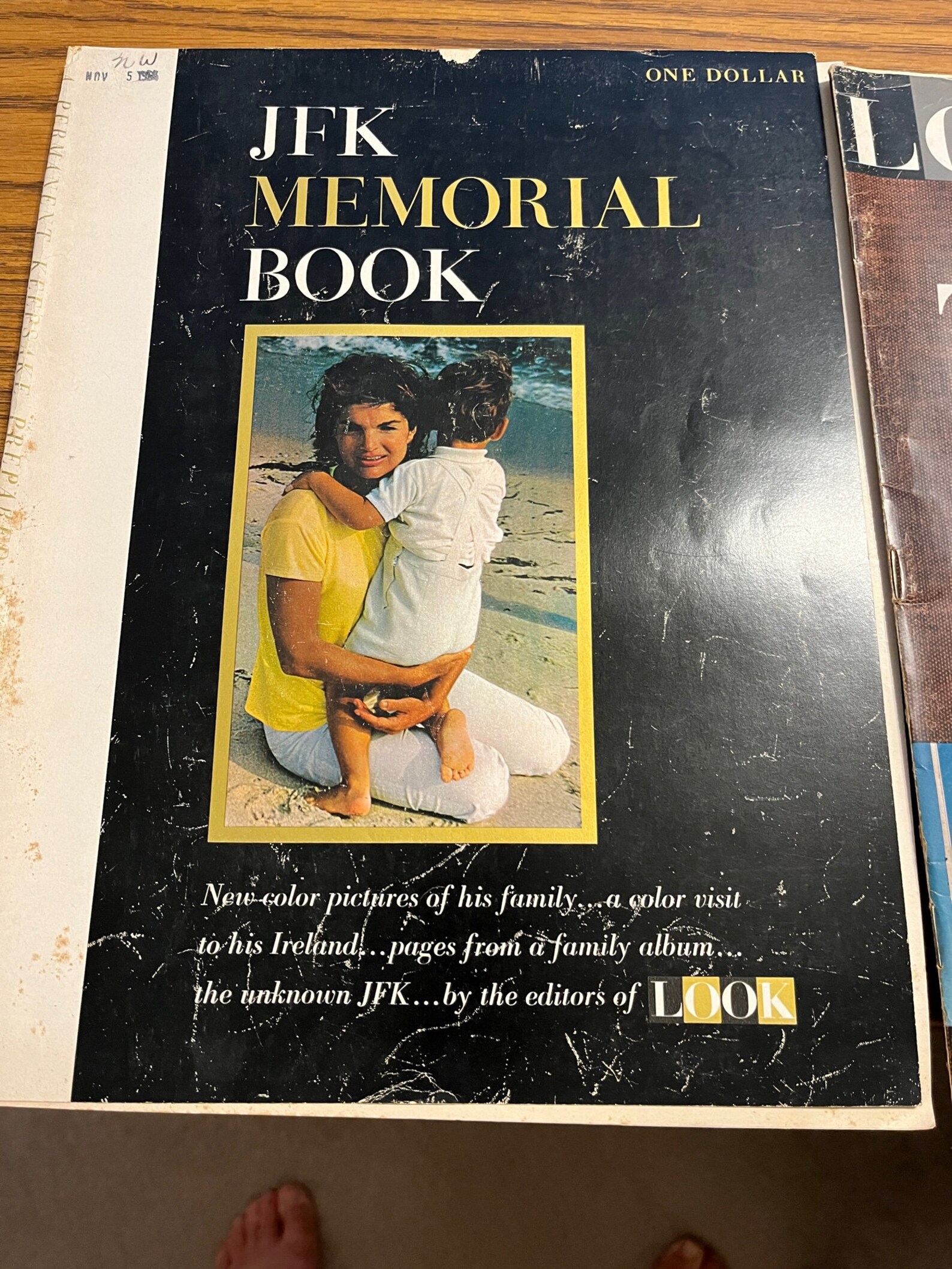 JFK Memorial Issue, Day JFK Died, JFK Memorial Book, Flight From Dallas 1964 (4 Look Magazines ...