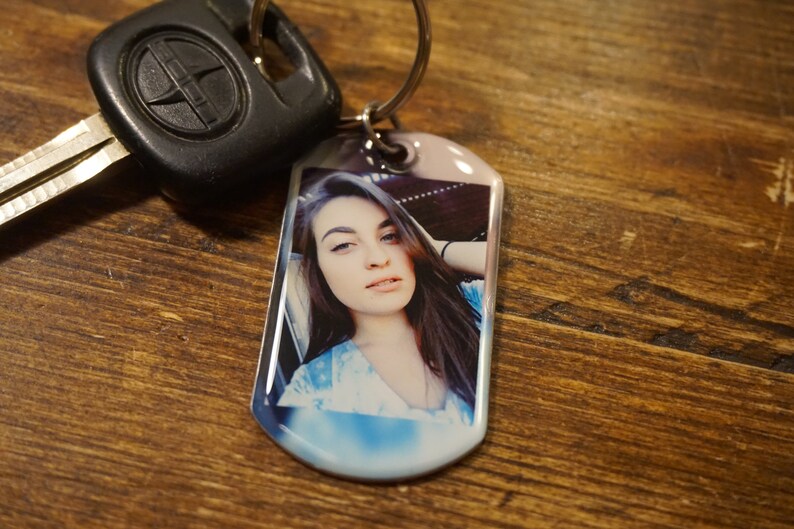 1 Custom Photo Keychain Use YOUR Photo Photo Key Chain - Etsy
