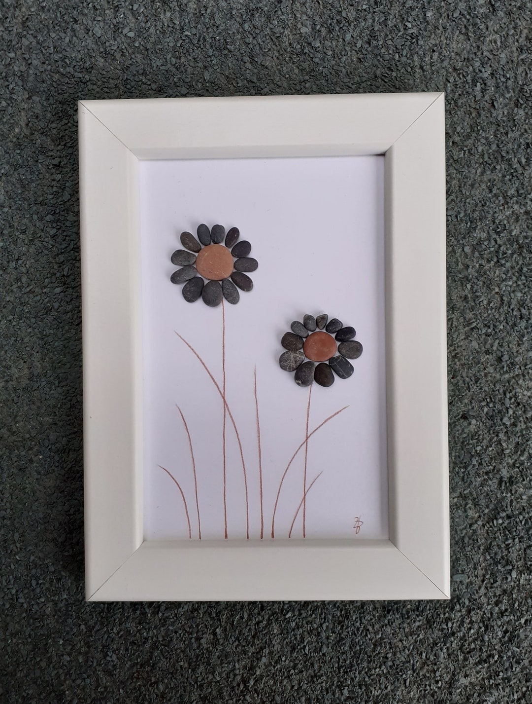 Pebble Art, Flowers Decor, Pebbles Art, Pebble Picture, Rock Art, Stone ...