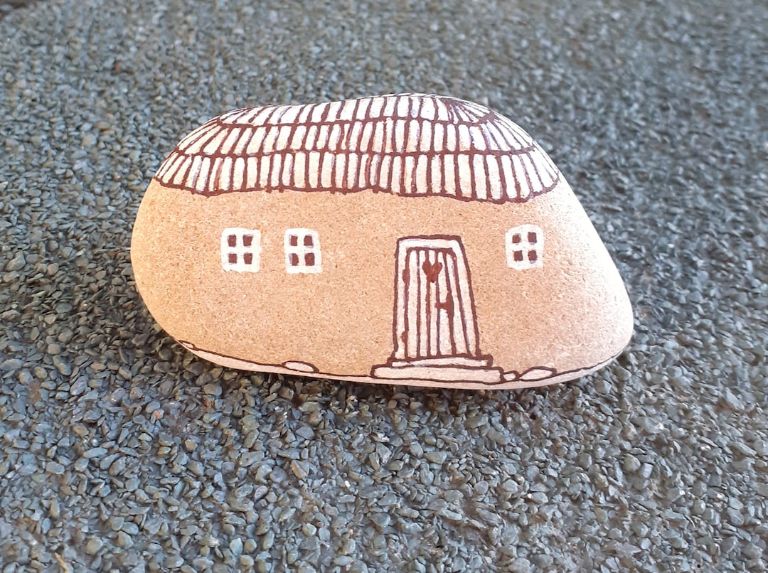 House, Painted Rocks, Pebble Art, Stone Art, Rock Art, Painted Rock - Etsy