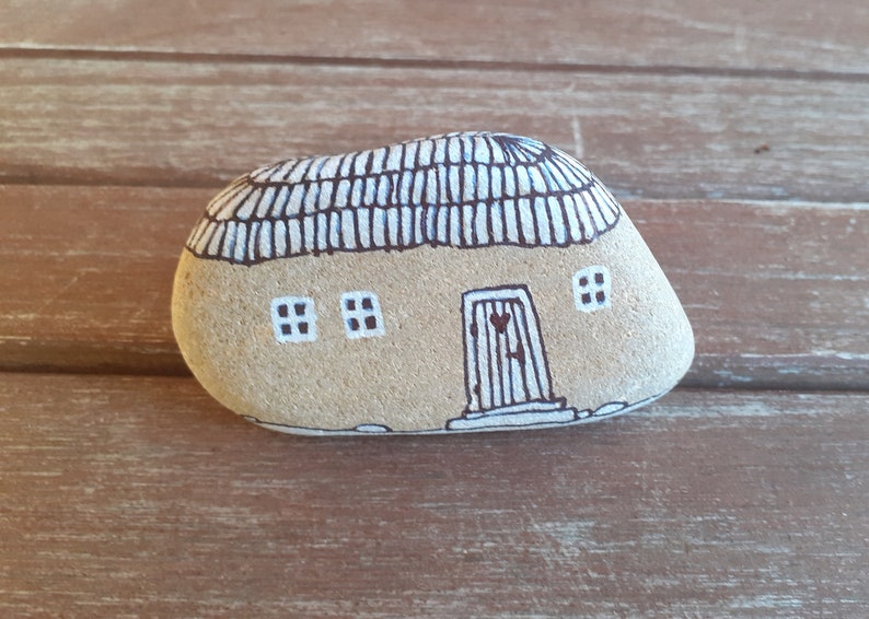 House, Painted Rocks, Pebble Art, Stone Art, Rock Art, Painted Rock - Etsy
