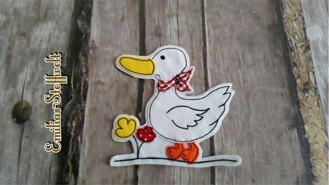 Embroidery File Goose Embroidery Motif Appliqué Goose With Flower ...