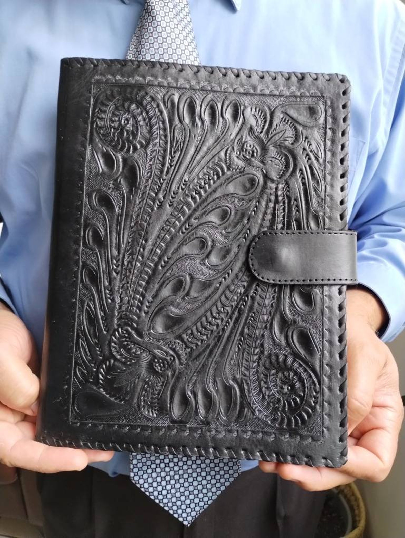 LEATHER Folder TRADITIONAL. Hand Tooled Organizer With a Clip - Etsy