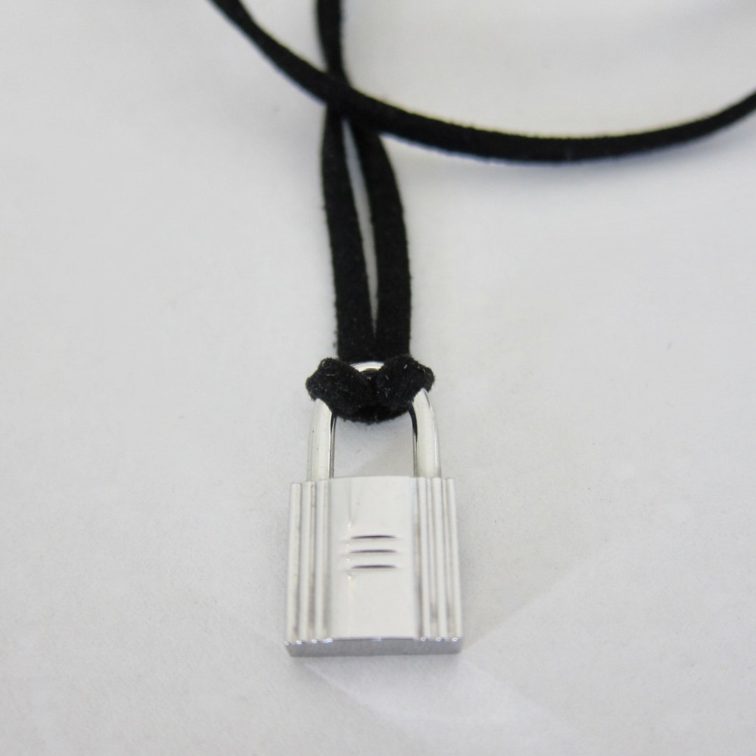 Vintage Hermès, Kelly Padlock Pendant Necklace in Silver Metal. - Etsy