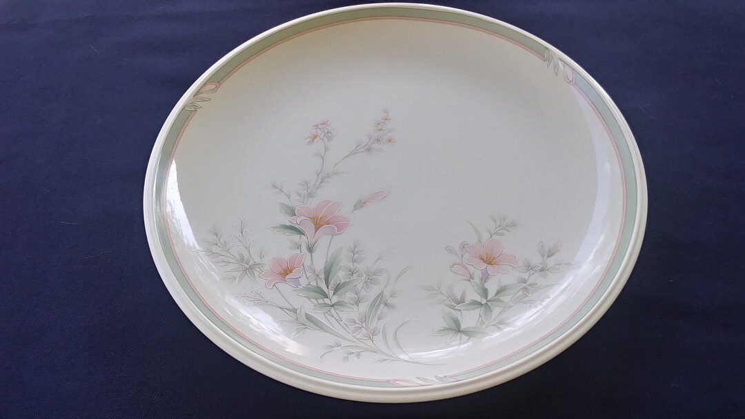 Vintage Serving Round Serving Platter, Noritake, Keltcraft, Misty Isle ...
