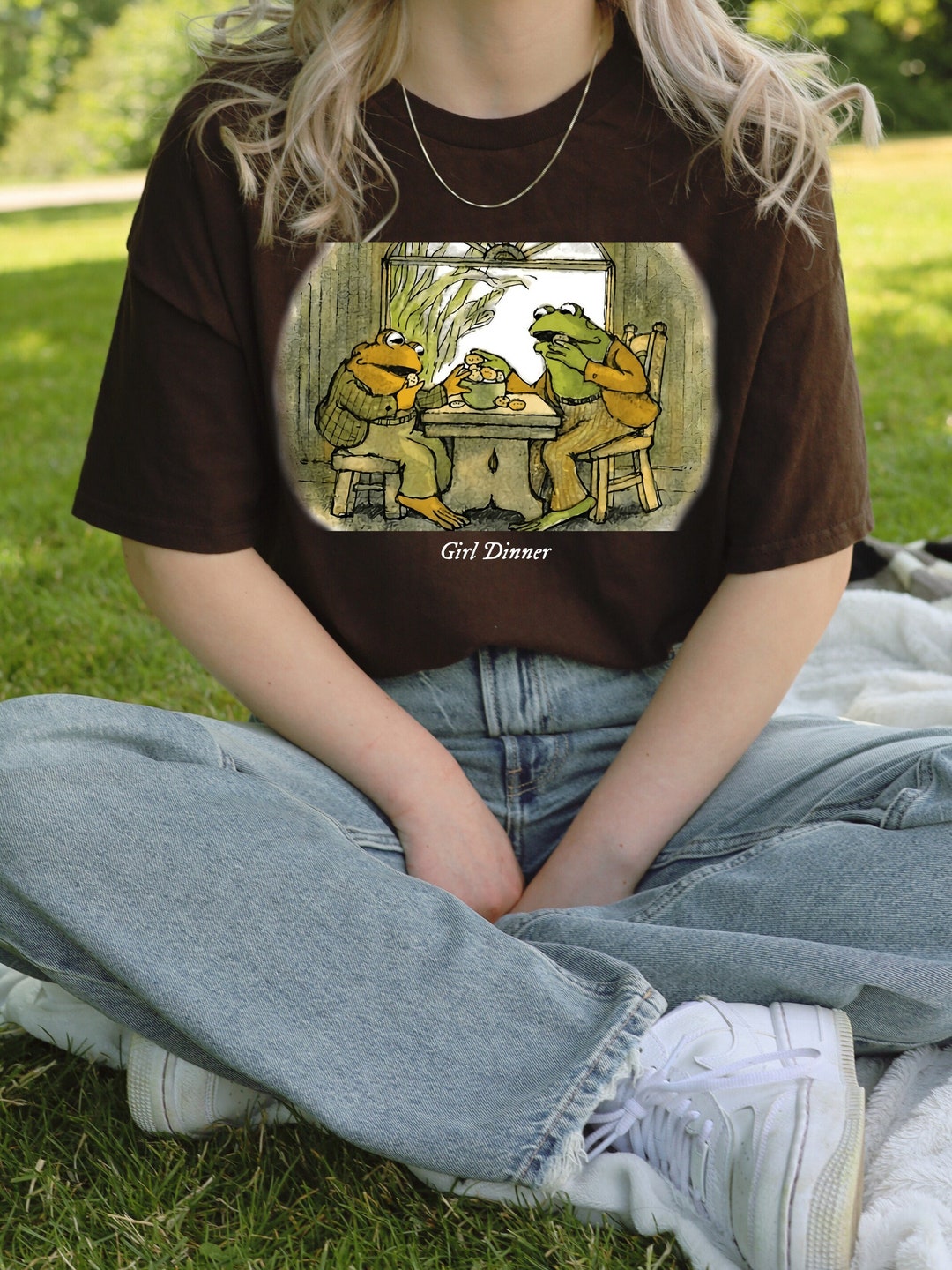 Vintage Frog and Toad Are Friends Girl Dinner Tshirt Tee Shirt Classic ...