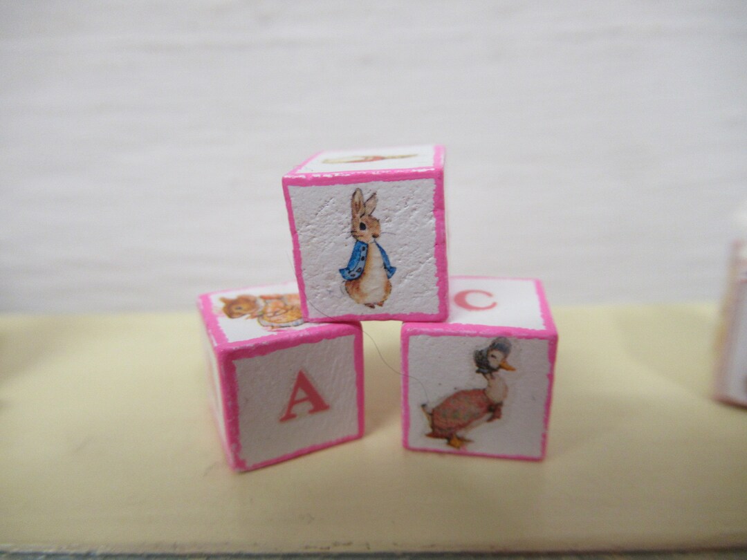 1:12 Scale Toy Letter Blocks Peter Rabbit Set of 3 Pink Dolls House ...