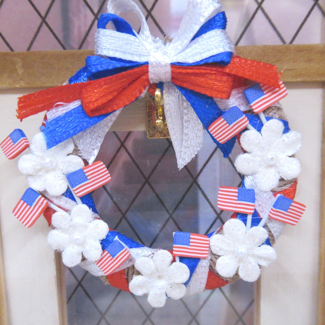 Dolls House Wreath 4th July USA Flag Miniature Door Decoration 1:12 ...