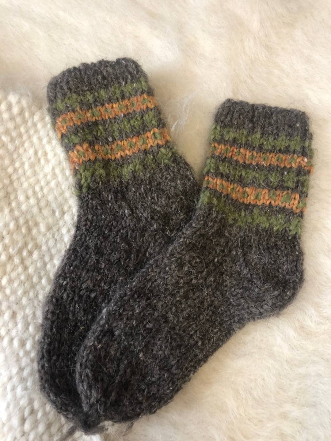 Hand Knitted Sheep Wool Socks Knitted Wool Socks Warm Winter Socks ...