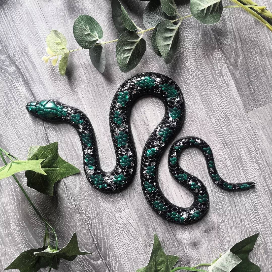 Beautiful Snake Art Piece Ornament, Botanical Wall Art, Alternative ...