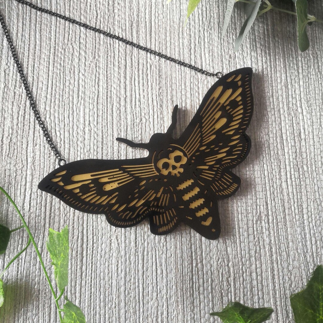 Moth Wall Art, Moth Wall Hanging, Deaths-head Hawkmoth Art, Alt Home ...
