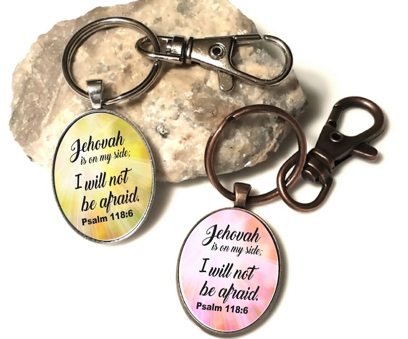 JW Gifts/oval Key Ring With Clip/'jehovah is on My Side. I Will Not Be ...
